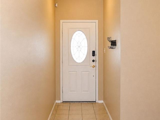 712 White Hawk Trail