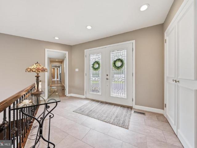 712 Winchester Drive