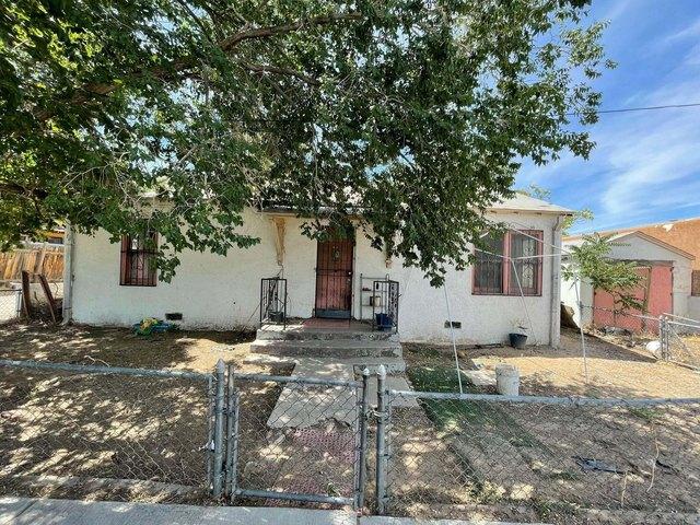 712 Thaxton Ave SE, Albuquerque, NM 87102