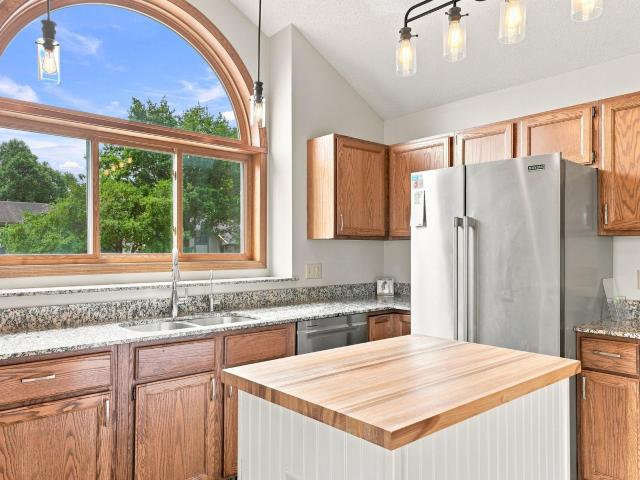 7135 Upper 157th Street W