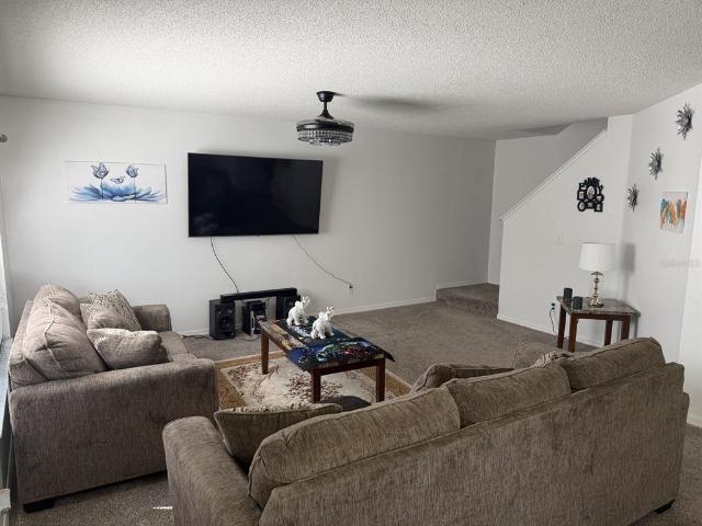 7135 Waterside Dr, Tampa, FL 33617 | MLS #TB8483