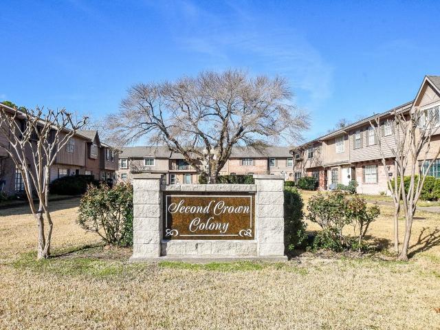 7136 Crownwest St, Unit 7136, Houston, TX 77072 | MLS #23350 | Compass