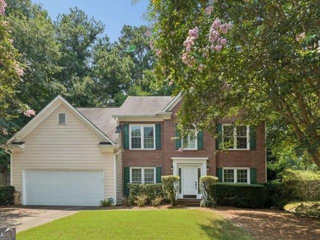 7137 Big Woods Dr, Woodstock, GA 30189