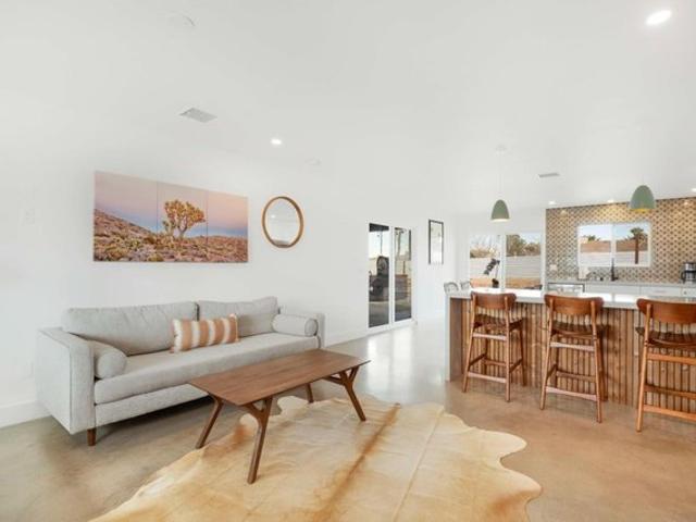 7137 Hanford Ave, Yucca Valley, CA 92284