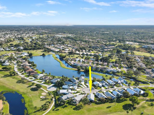 7137 SE Quincy Ter, Hobe Sound, FL 33455 | MLS #B26016 | Compass