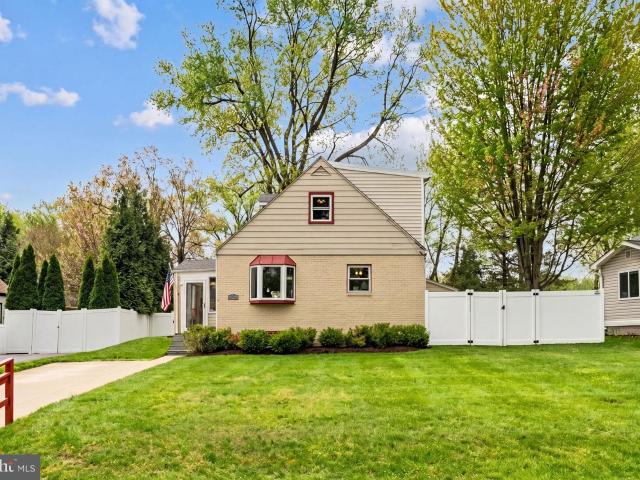 7139 Parkview Ave, Falls Church, VA 22042 | MLS #VAFX2298