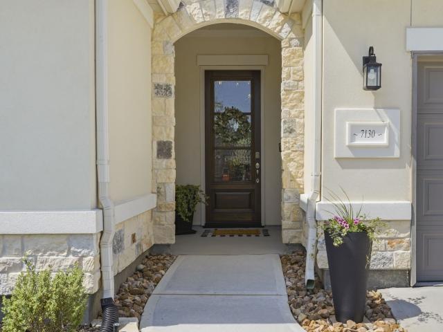 7130 Carriage Light Drive