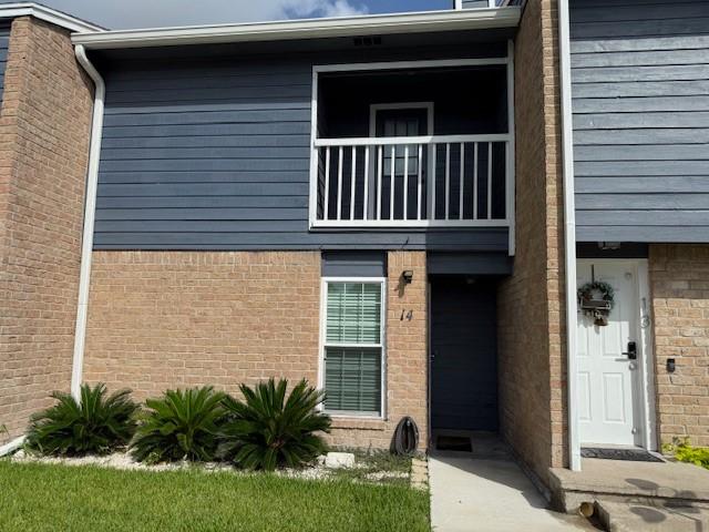 7130 Everhart 14