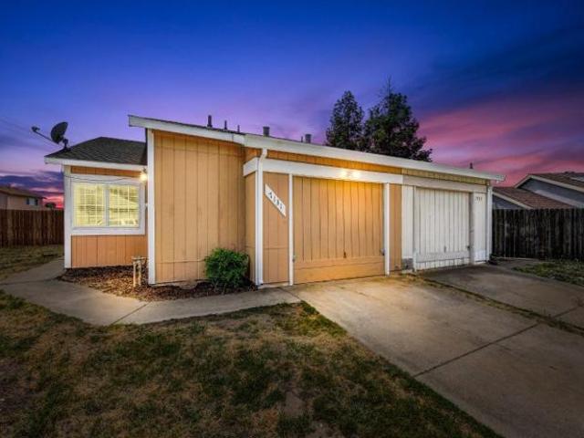 7131 Diablo Oak Ct, Sacramento, CA 95842