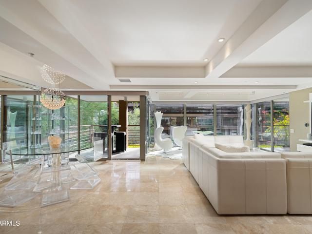 7131 E Rancho Vista Dr, Unit 2011, Scottsdale, AZ 85251 | MLS #6637
