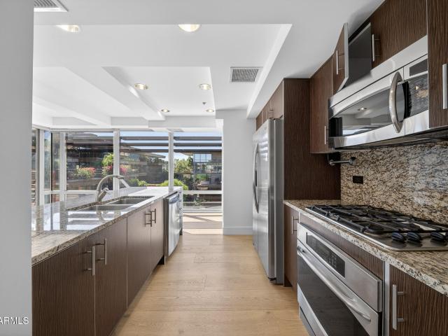7131 E Rancho Vista Dr, Unit 6001, Scottsdale, AZ 85251 | MLS #7015