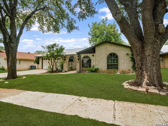 7131 Forest Brk