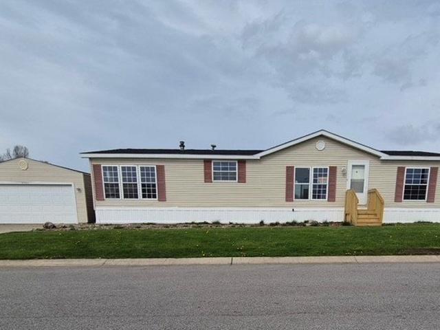7131 Kensington Dr W Unit 15, Fort Wayne, IN 46818