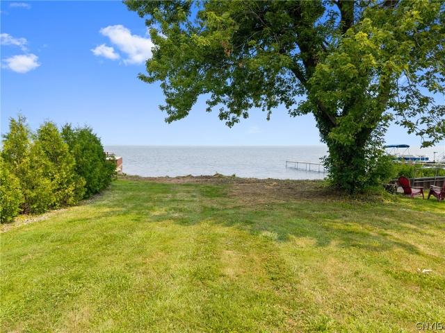 7131 Lakeshore Rd, Cicero, NY 13039 | MLS #S1670 | Compass