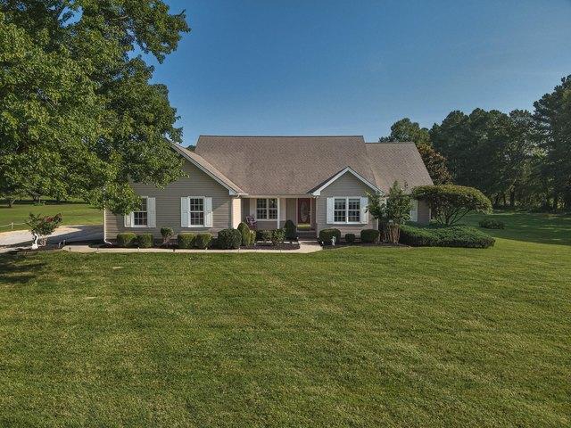 7131 Lovelaceville Rd, Paducah, KY 42001