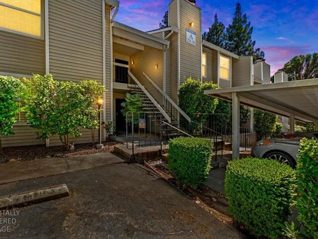 7131 Stella Ln Unit 32, Carmichael, CA 95608