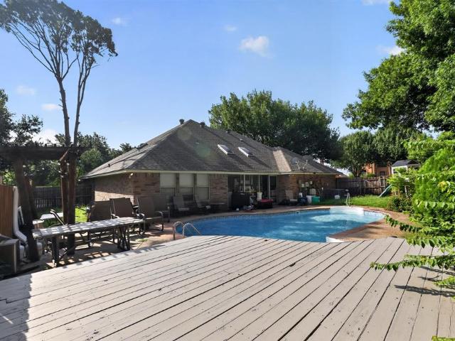 7132 Aspen Wood Trail