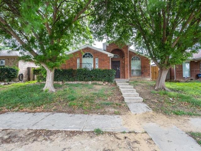 7133 Amber Dr, Dallas, TX 75241