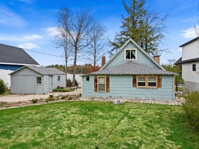 7133 Crystal Springs Road