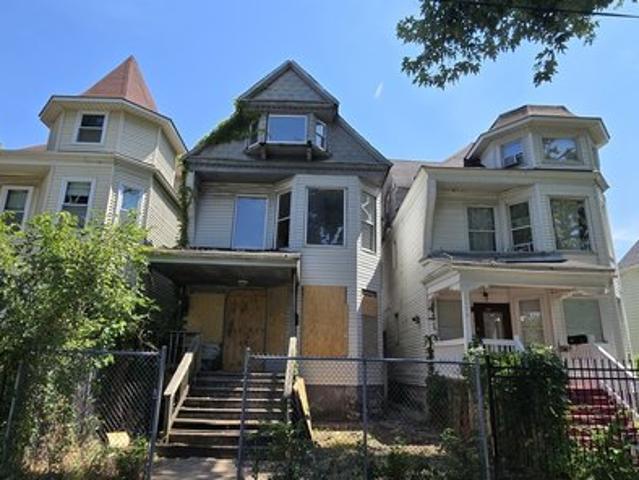 7133 S Eggleston Ave, Chicago, IL 60621