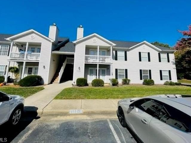 7133 W Friendly Ave Apt D, Greensboro, NC 27410