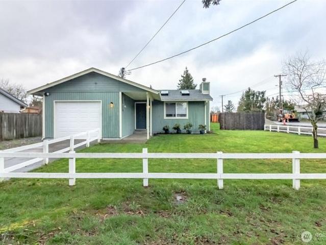 713 136th St S, Tacoma, WA 98444