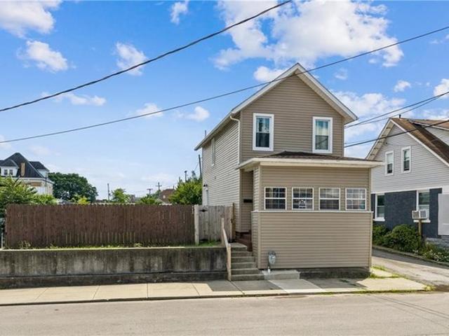 713 19th St, Beaver Falls, PA 15010