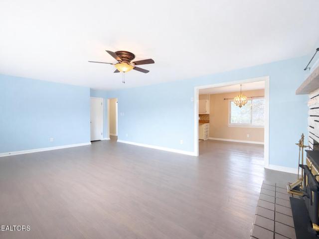 713 Cooper Ave