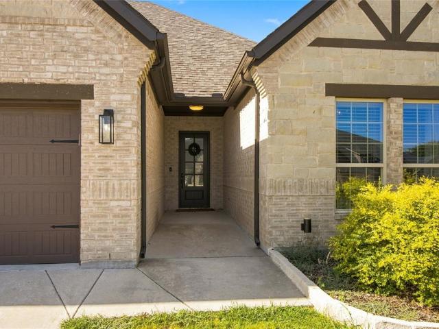 713 Chaparral Road