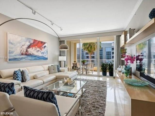 713 Crandon Blvd #403, Key Biscayne, FL 33149