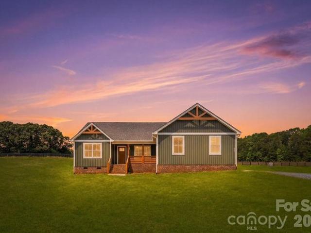 713 Alf Hoover Rd, Lincolnton, NC 28092