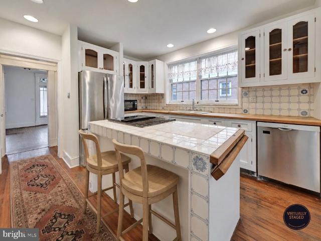 713 Brinkwood Road