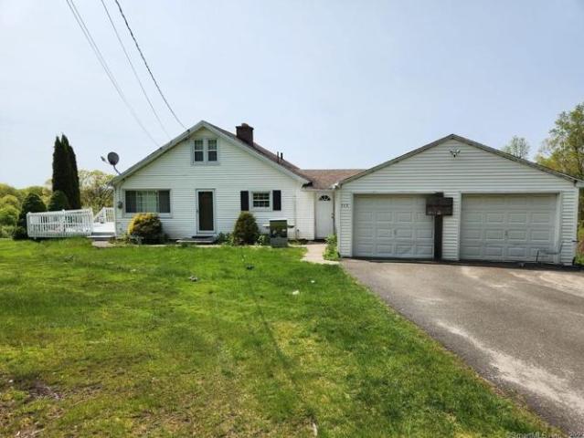 713 Bucks Hl Rd, Waterbury, CT 06704