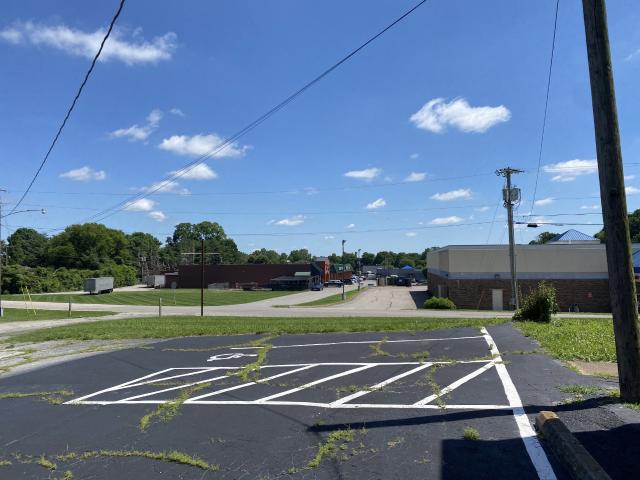 713 Gray Ln