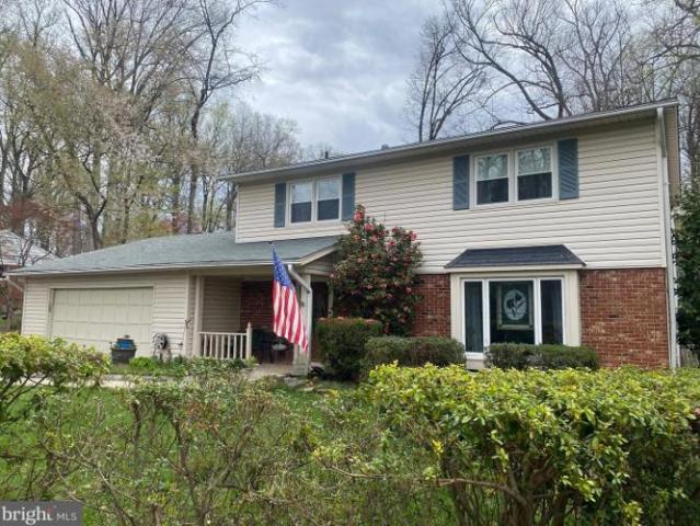 713 Ellsworth Ave, Great Falls, VA 22066