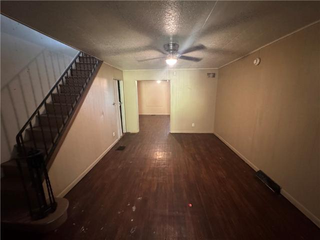 713 Freeport St B