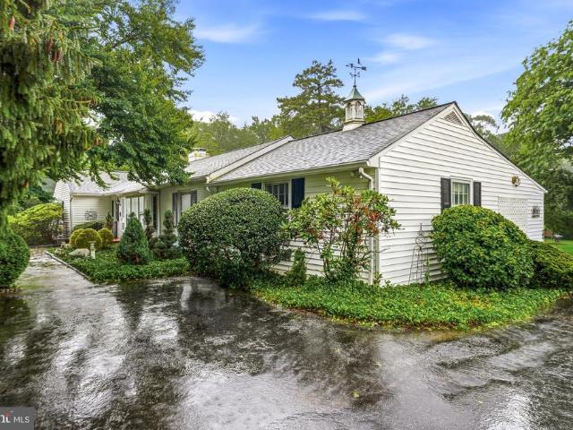 713 Kings Highway