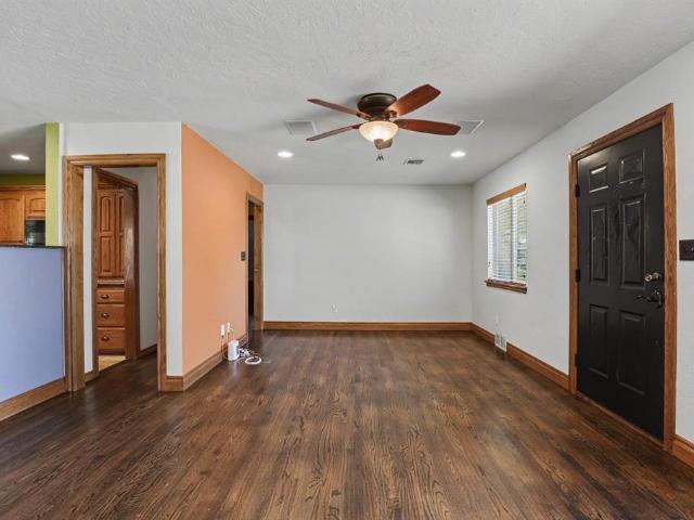 713 Hedge Drive