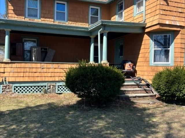 713 Laurel St