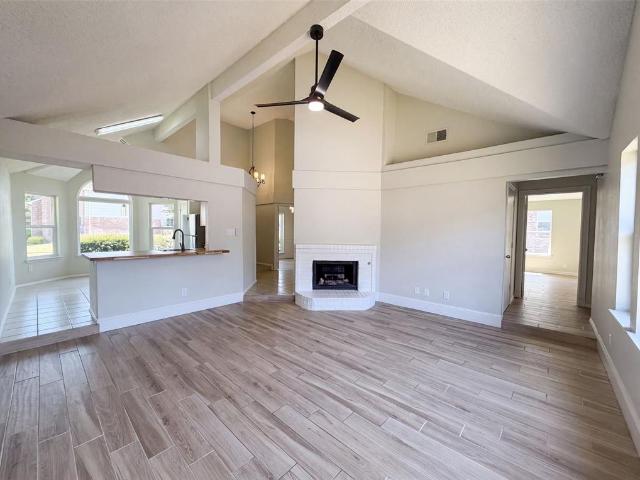 713 Lake Bluff Drive