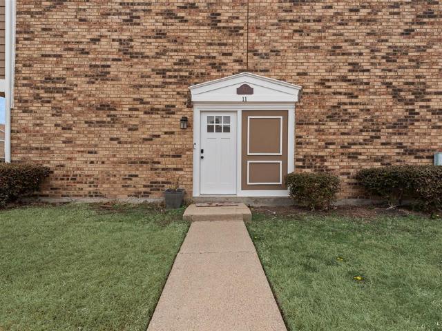 713 Lee Street # 11