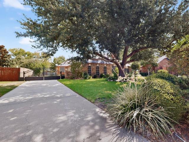 713 Mockingbird Court