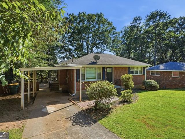 713 Melrose Dr, Forest Park, GA 30297