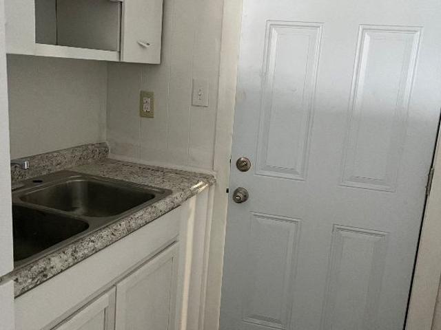 713 Muncie Bedroom