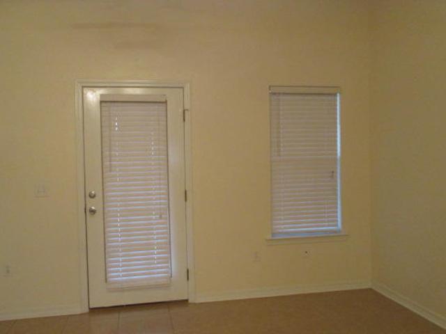 713 N Park Blvd, Unit E, Fort Walton Beach, FL 32547 | MLS #837260 | Compass