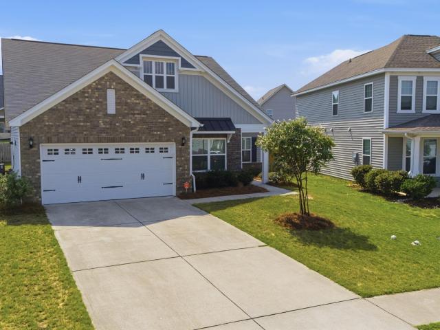 713 N Pinewalk Way