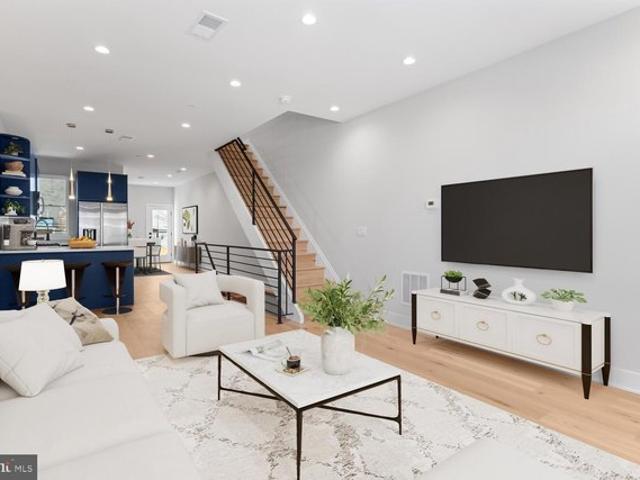 713 S 58th St, Philadelphia, PA 19143