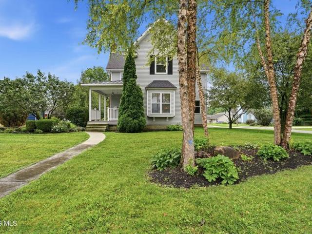 713 S Main St, Bluffton, OH 45817