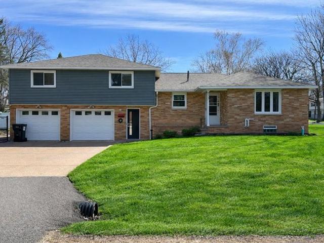 713 S Maryknoll Ave, Marshfield, WI 54449