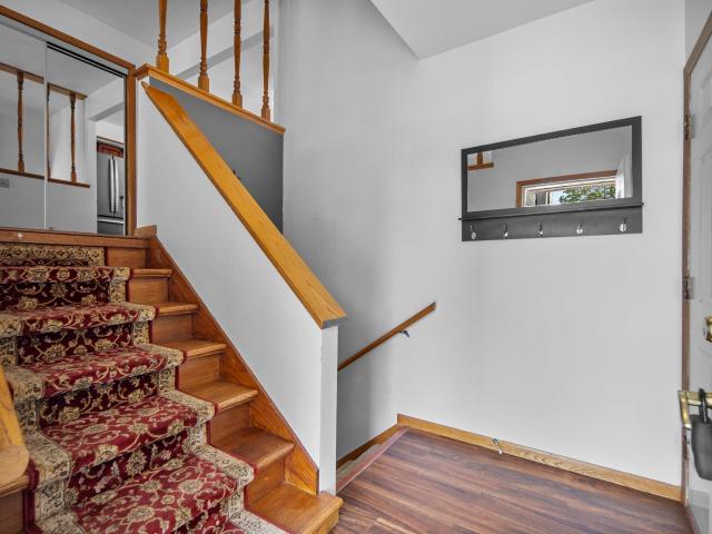 713 stone gate drive